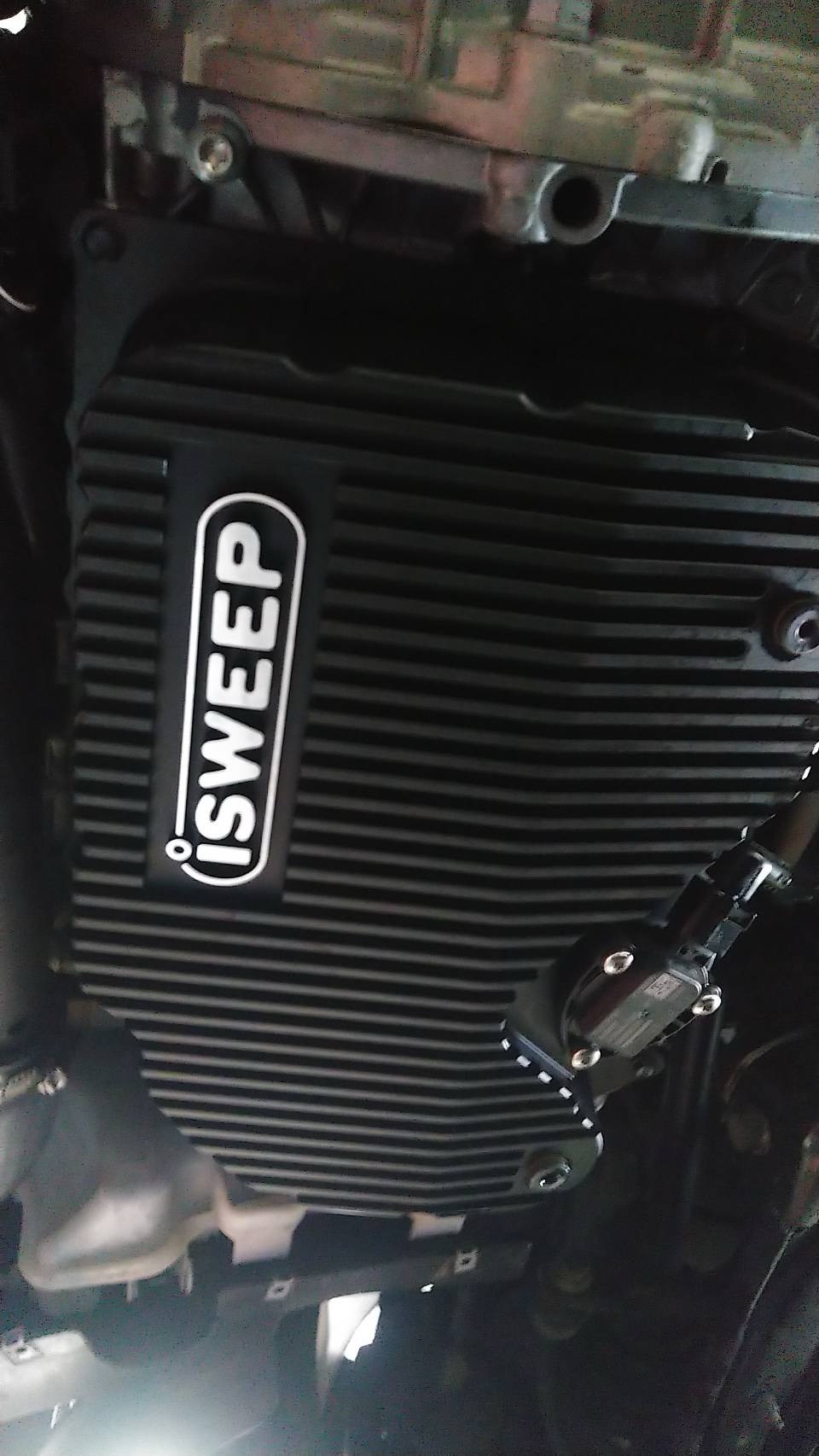 ゴルフ7.5RヴァリアントにISWEEPオイルパン交換 | Deemark世田谷の作業日誌